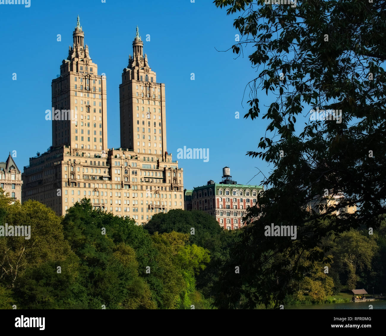 Ghostbusters gebäude -Fotos und -Bildmaterial in hoher Auflösung – Alamy