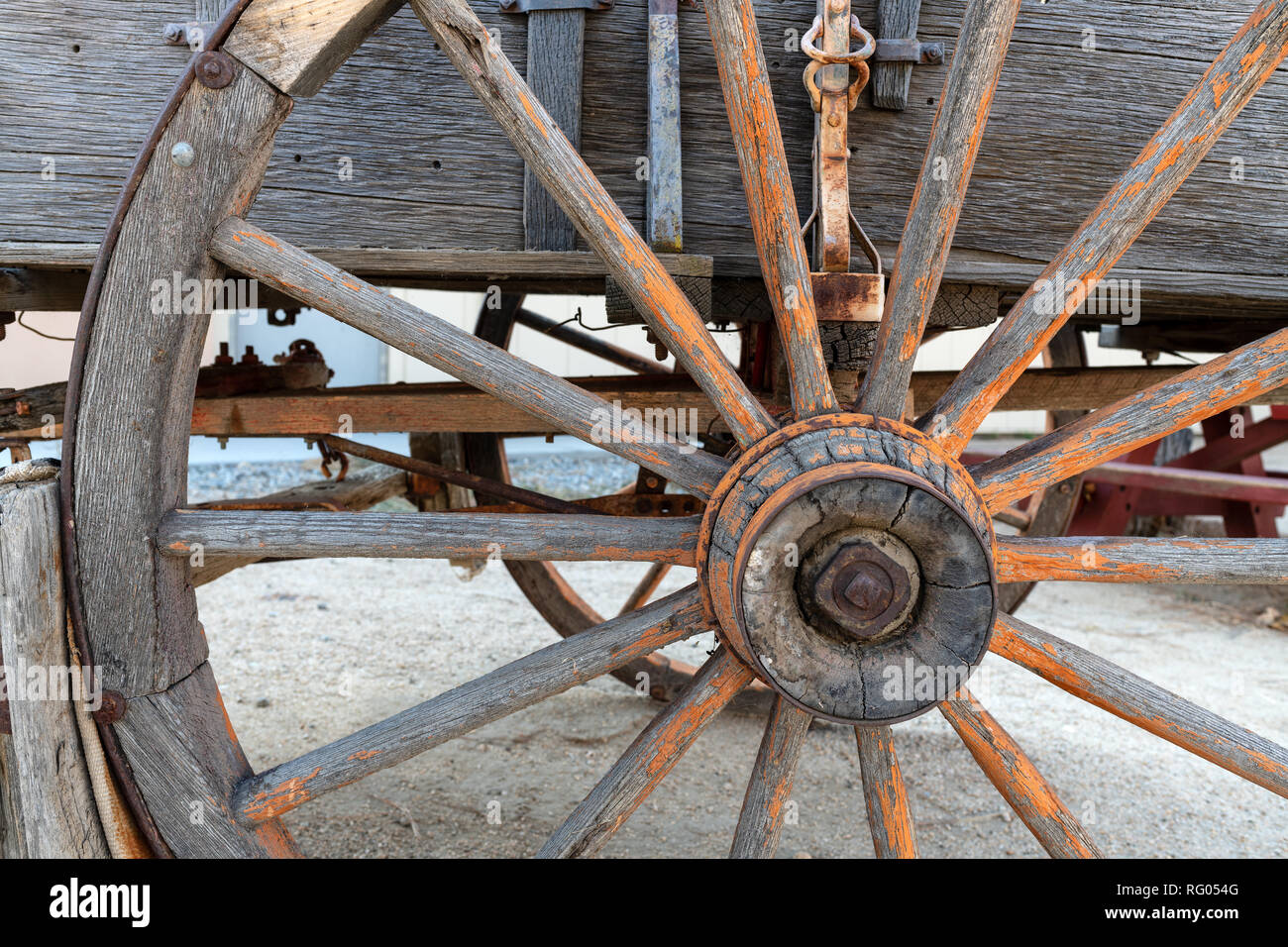 Wooden wagon brake -Fotos und -Bildmaterial in hoher Auflösung – Alamy