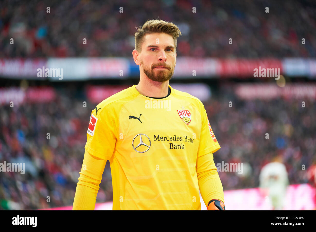 Torwart ron robert zieler -Fotos und -Bildmaterial in hoher Auflösung – Alamy