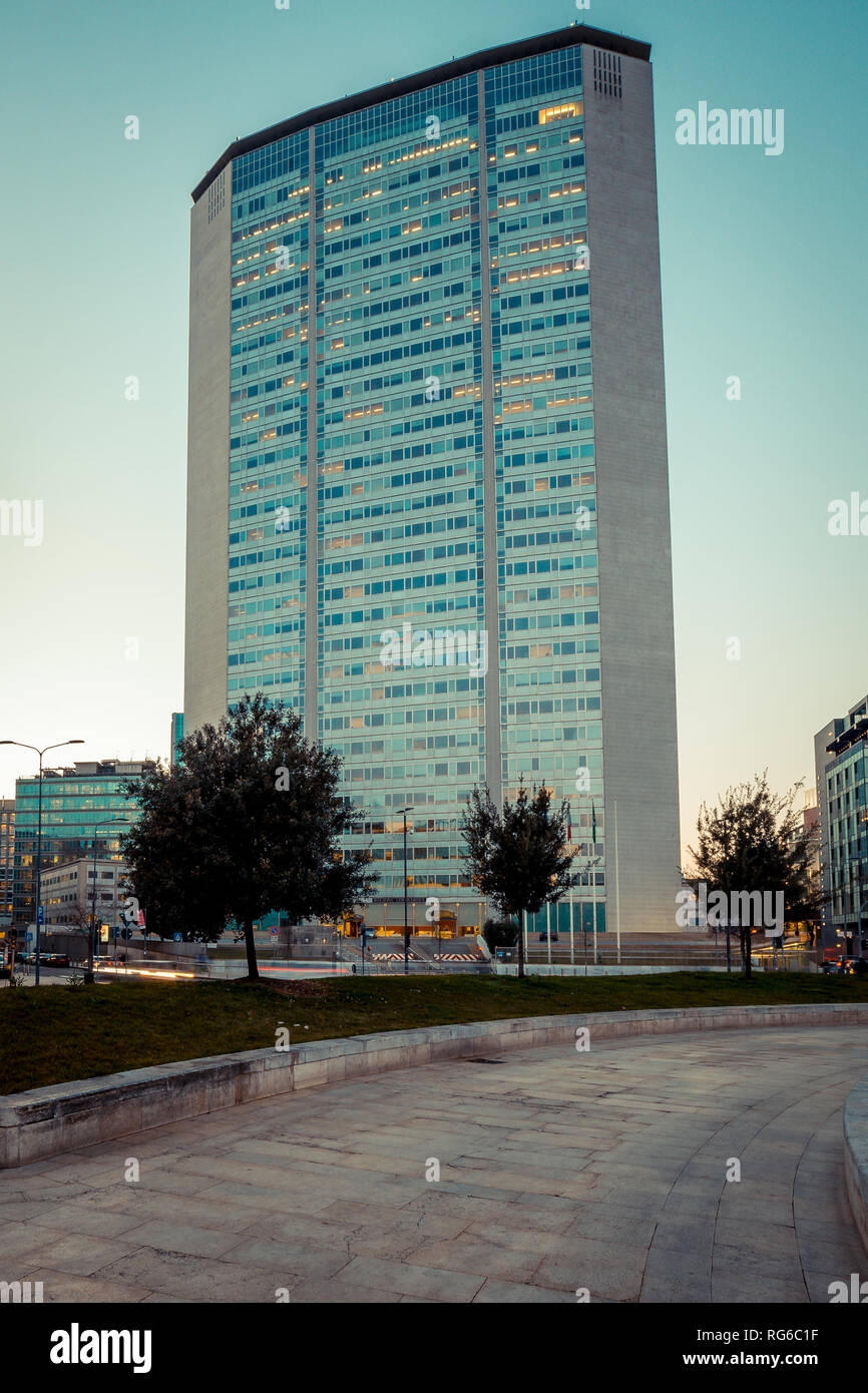 Pirelli wolkenkratzer -Fotos und -Bildmaterial in hoher Auflösung – Alamy