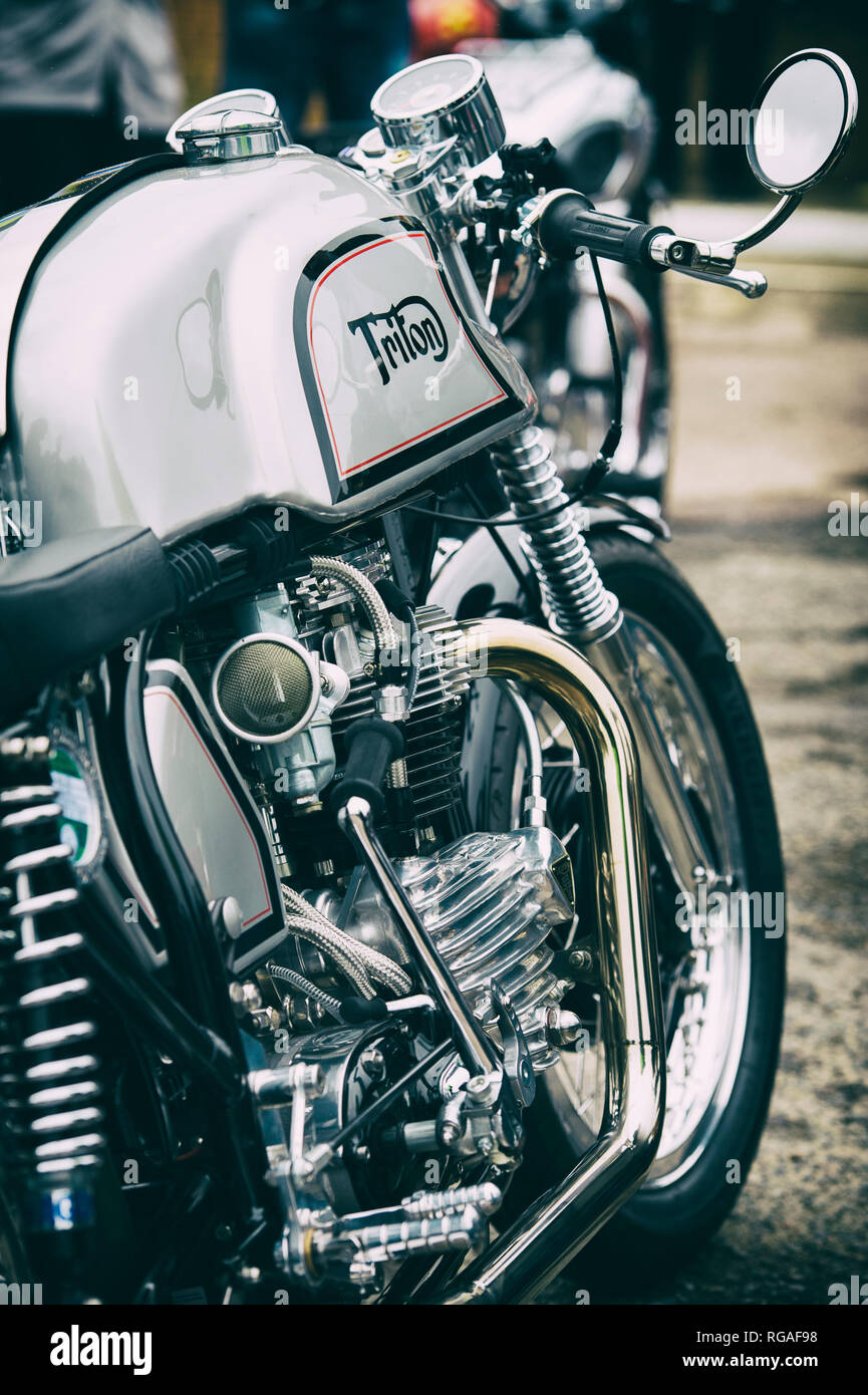 Triton Café Racer Motorrad Stockfotos und -bilder Kaufen - Alamy