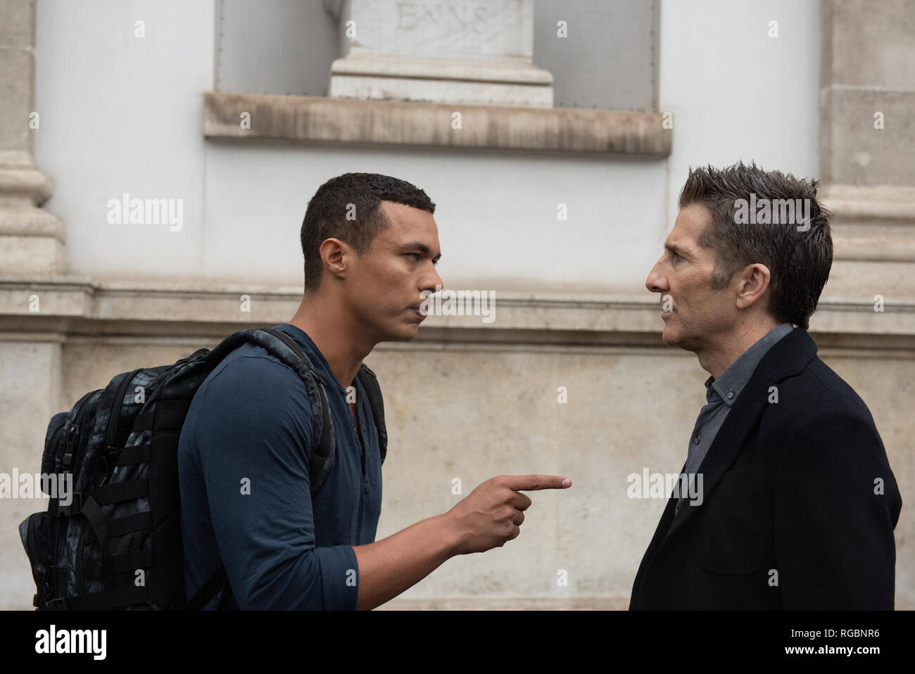 BERLIN HAUPTBAHNHOF, von links: Ismael Cruz Cordova, Leland Orser, "Der ...