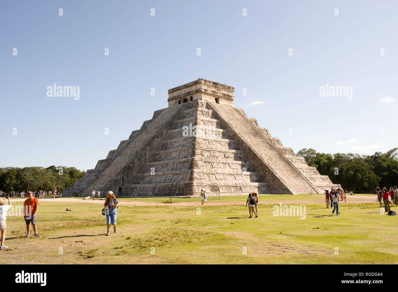 Chichen Itza, Mexiko - 17. November 2018: Die Große Pyramide von ...