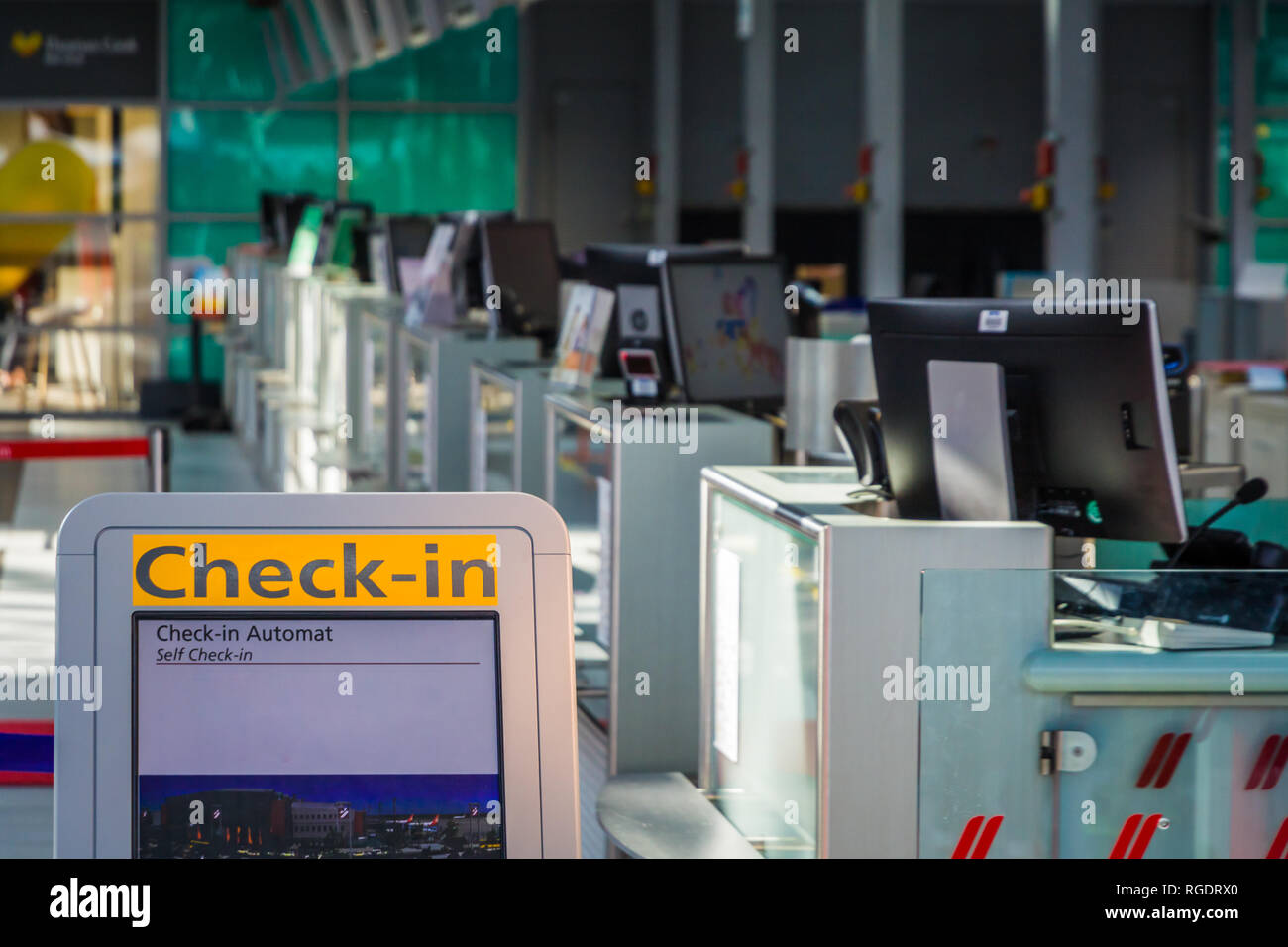 Check in tabelle -Fotos und -Bildmaterial in hoher Auflösung – Alamy