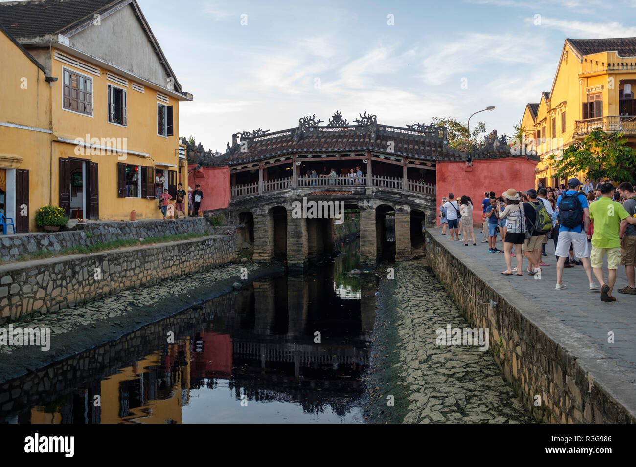 Vietnamese bridge -Fotos und -Bildmaterial in hoher Auflösung – Alamy
