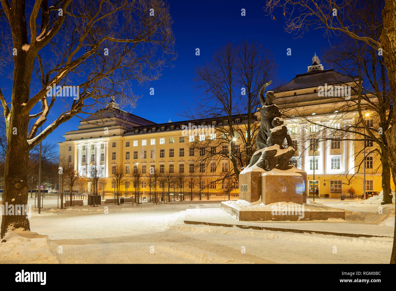 Tallinn opera house tallinn -Fotos und -Bildmaterial in hoher Auflösung ...