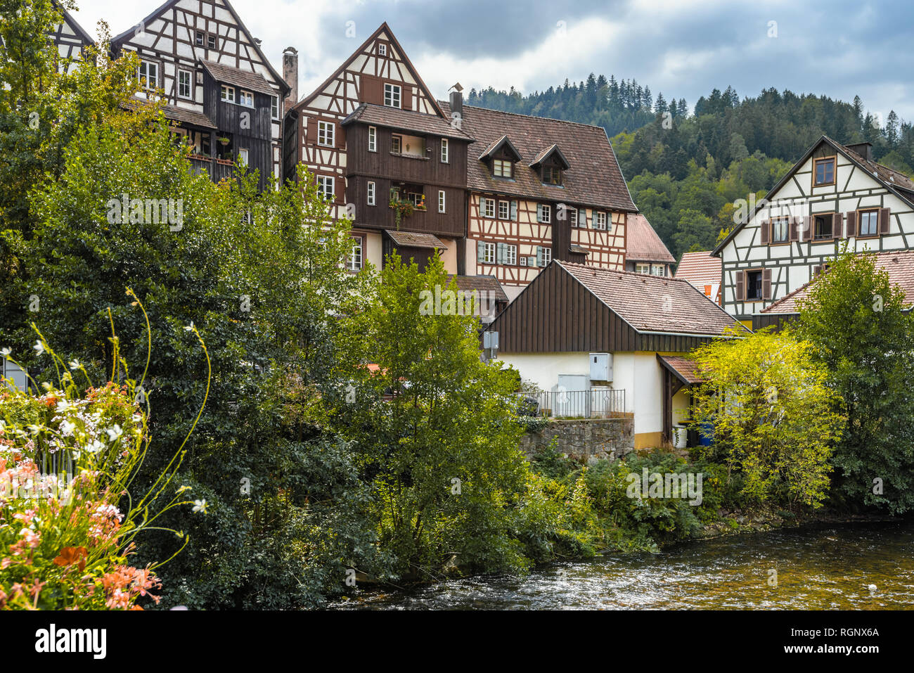 Alte idyllische kleinstadt -Fotos und -Bildmaterial in hoher Auflösung ...