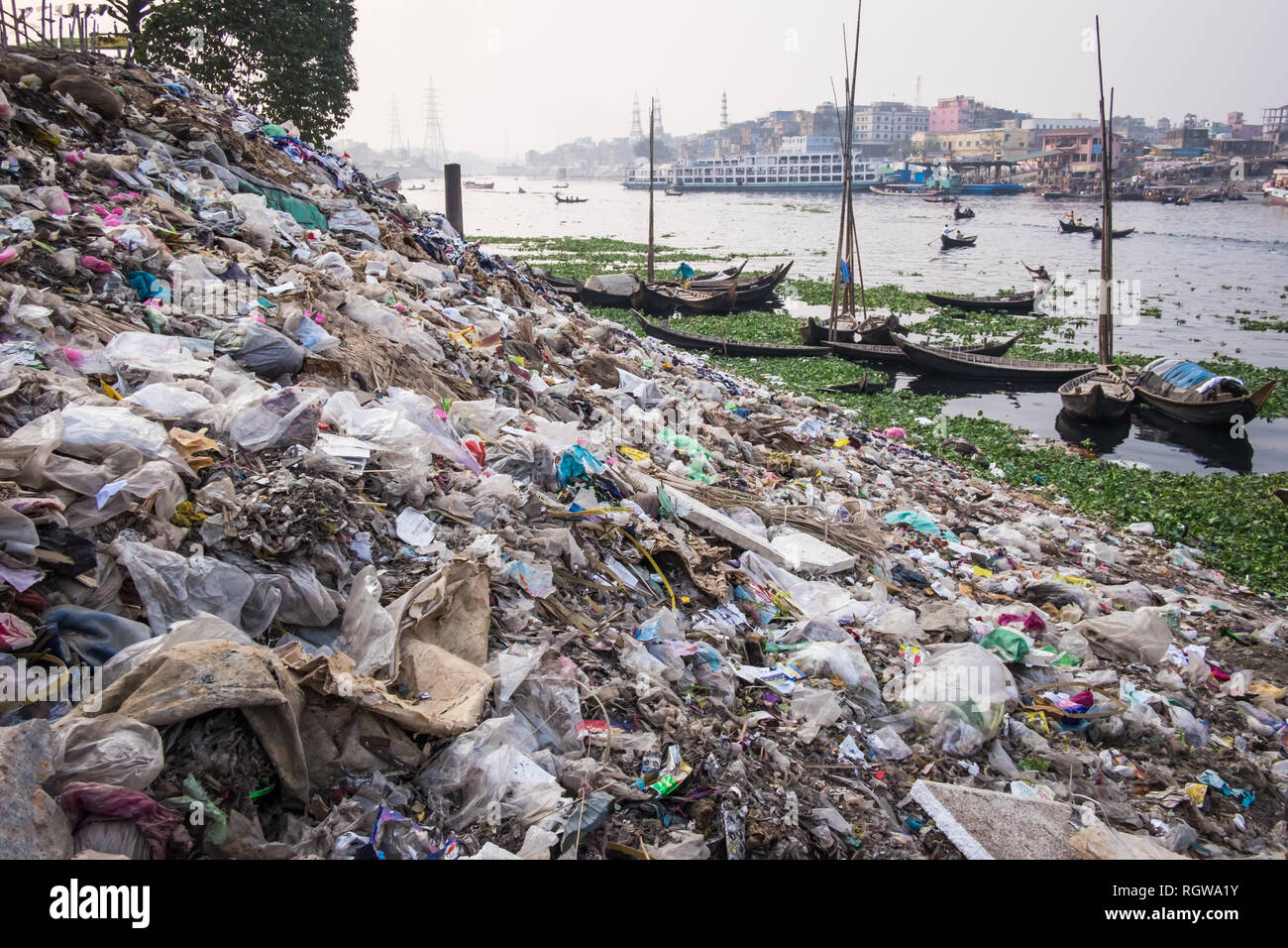 Plastic polution -Fotos und -Bildmaterial in hoher Auflösung – Alamy