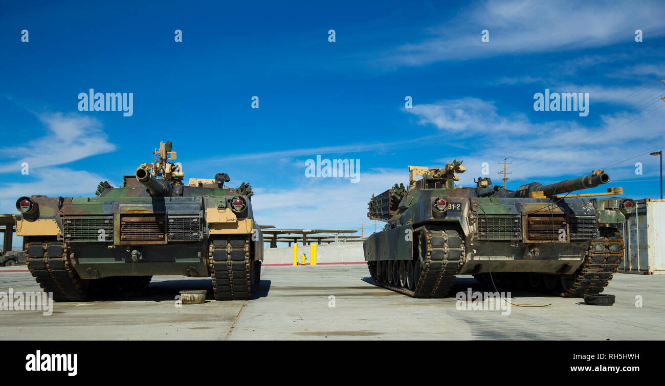 1st tanks -Fotos und -Bildmaterial in hoher Auflösung – Alamy