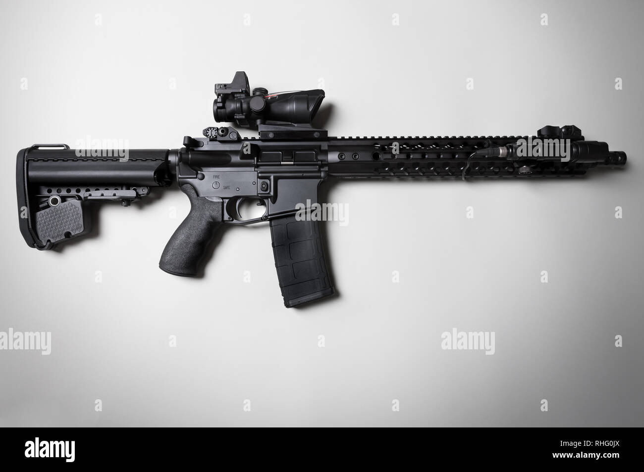Black ar 15 semi automatic rifle -Fotos und -Bildmaterial in hoher ...