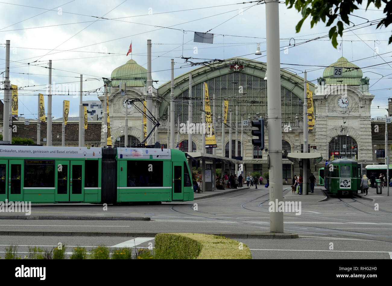 Basel sbb bahnhof -Fotos und -Bildmaterial in hoher Auflösung – Alamy