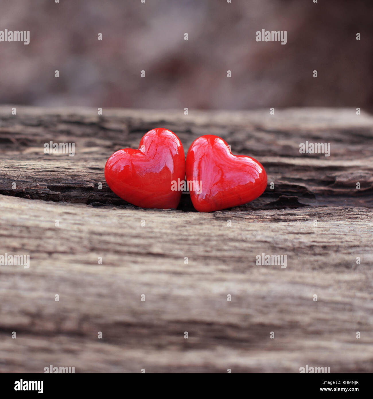 Zwei Herzen Zusammen Stockfotos und -bilder Kaufen - Alamy