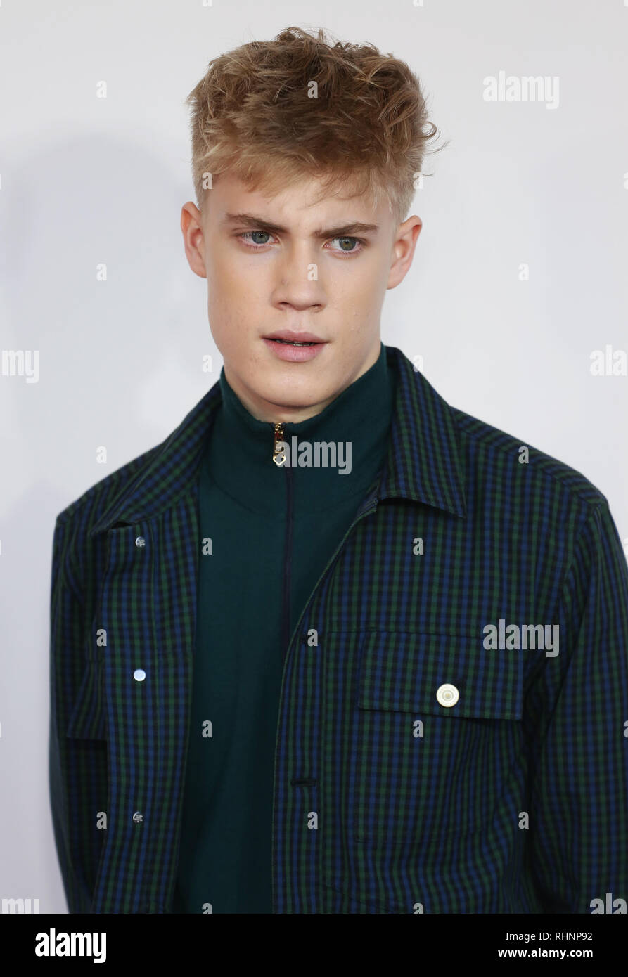 Tom taylor -Fotos und -Bildmaterial in hoher Auflösung – Alamy