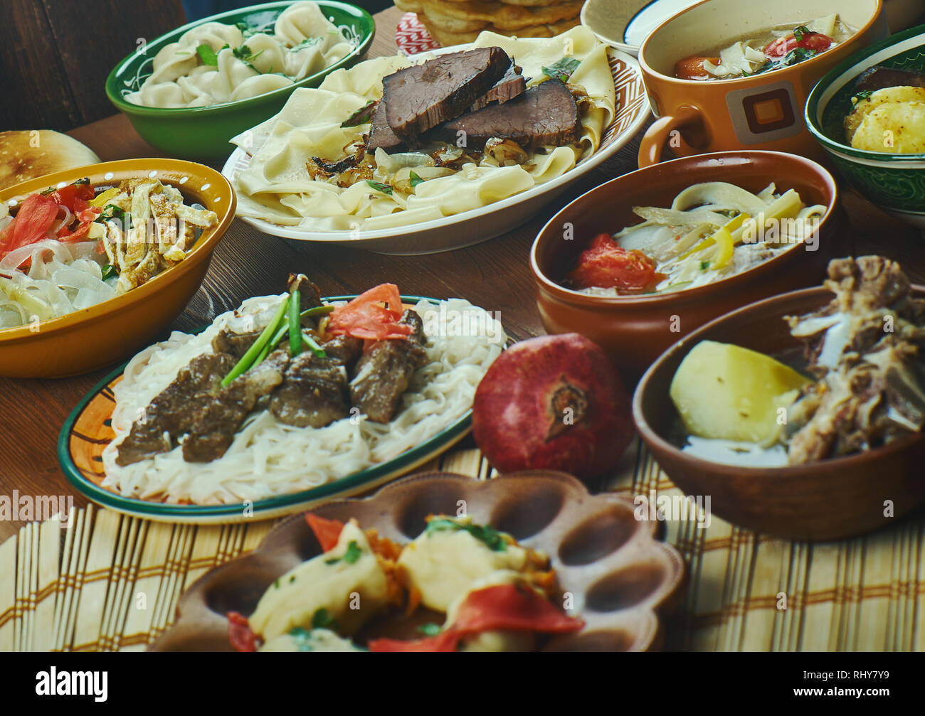 Kirgisische küche -Fotos und -Bildmaterial in hoher Auflösung – Alamy