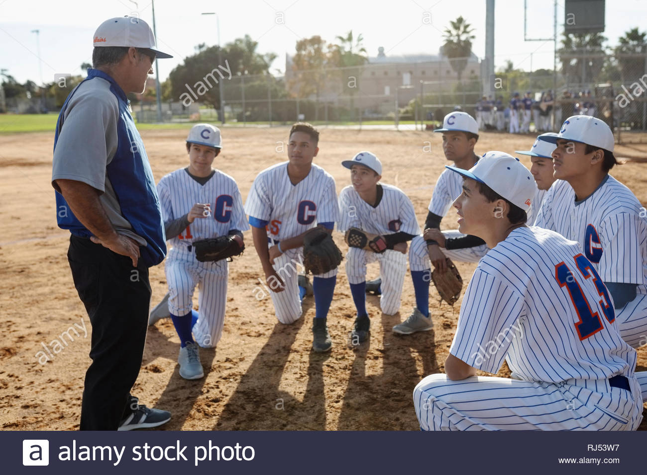 Trainer mit team -Fotos und -Bildmaterial in hoher Auflösung – Alamy