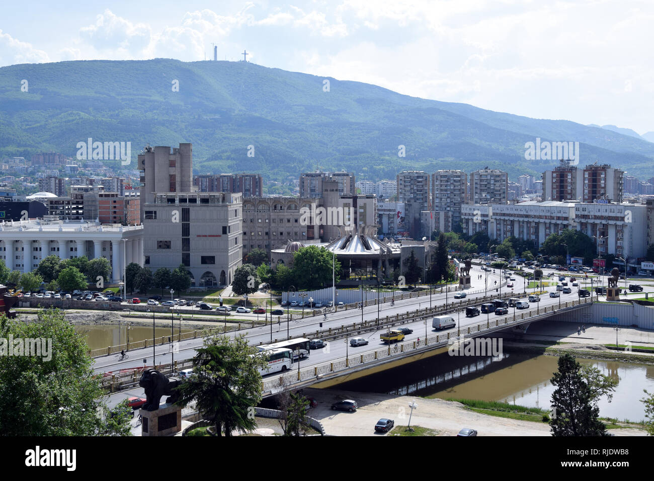 Panorama von skopje -Fotos und -Bildmaterial in hoher Auflösung – Alamy