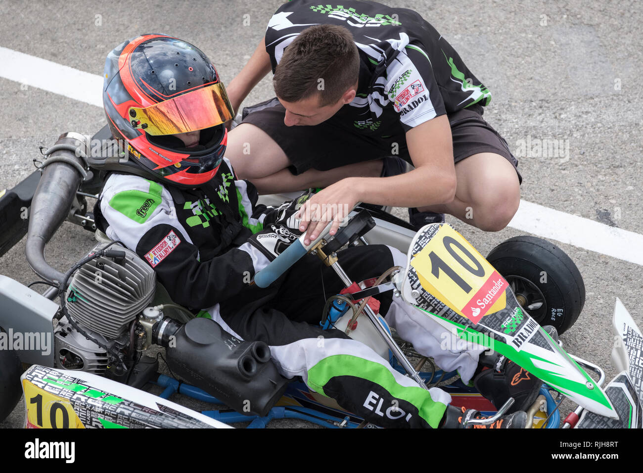 Go kart motor -Fotos und -Bildmaterial in hoher Auflösung – Alamy