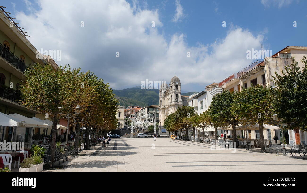 Province of catania -Fotos und -Bildmaterial in hoher Auflösung – Alamy