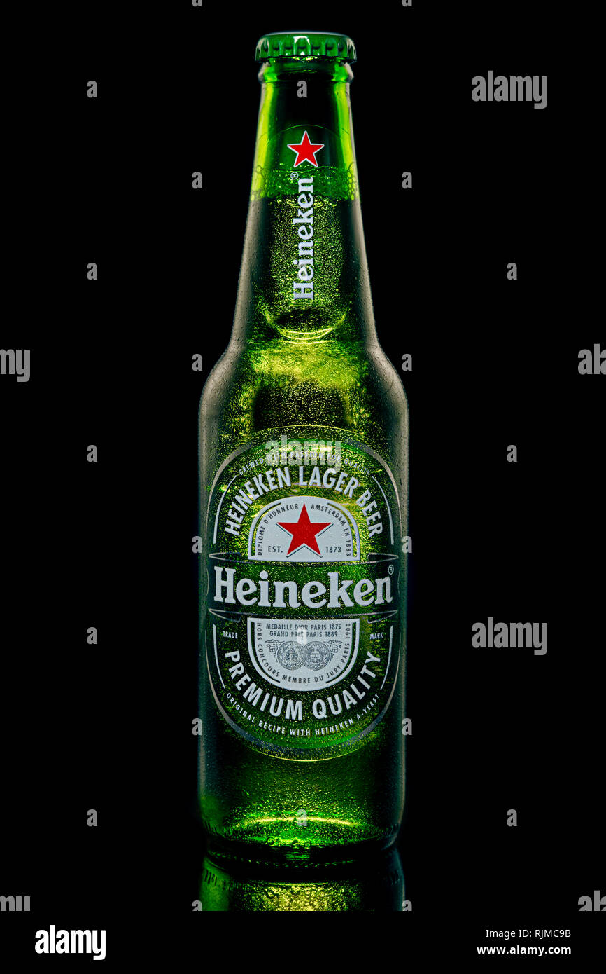 Heineken Green Stockfotos und -bilder Kaufen - Alamy