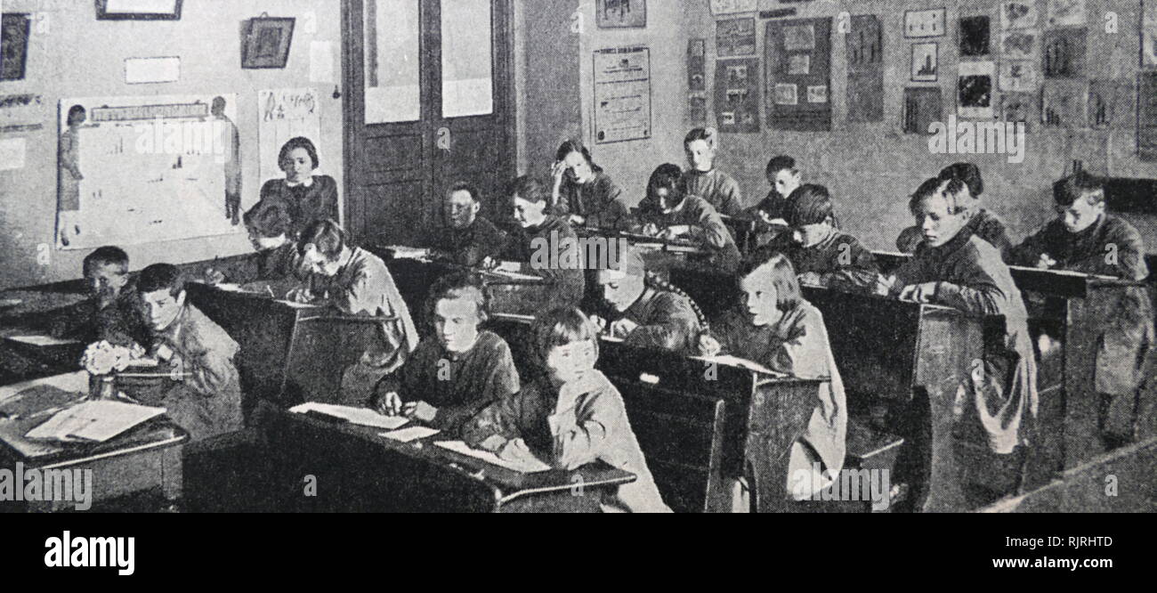 Russische schule -Fotos und -Bildmaterial in hoher Auflösung – Alamy