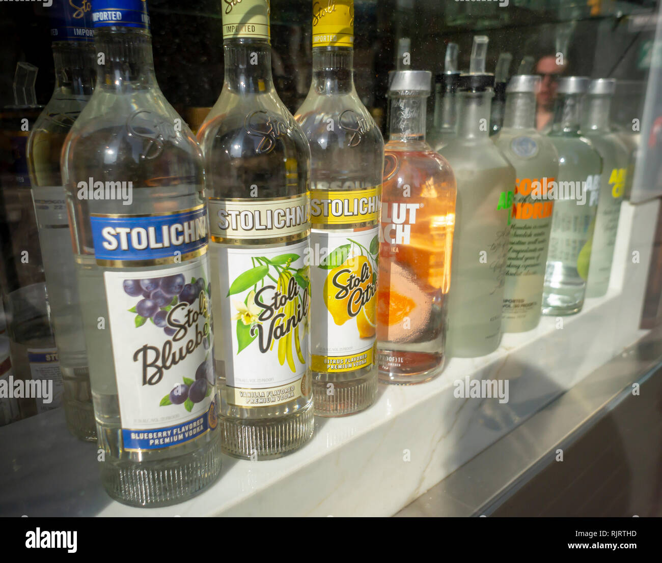 Wodka marken -Fotos und -Bildmaterial in hoher Auflösung – Alamy