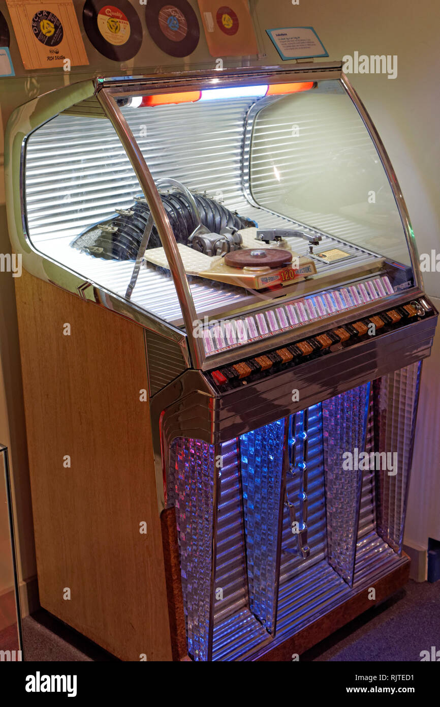 Jukebox 50s -Fotos und -Bildmaterial in hoher Auflösung – Alamy