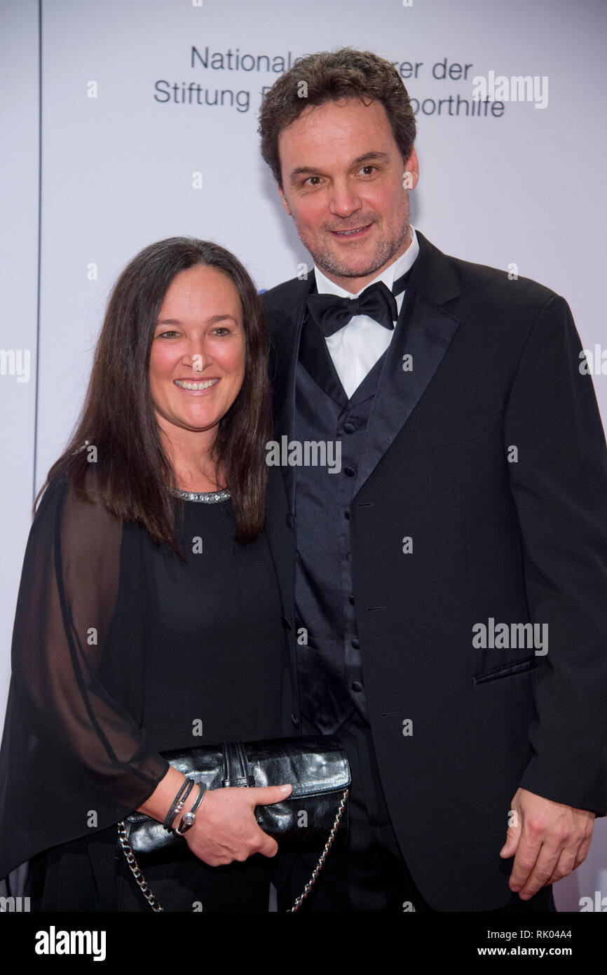 Markus BAUR, ehemaliger Handballspieler, mit Frau Marion, Roter Teppich ...
