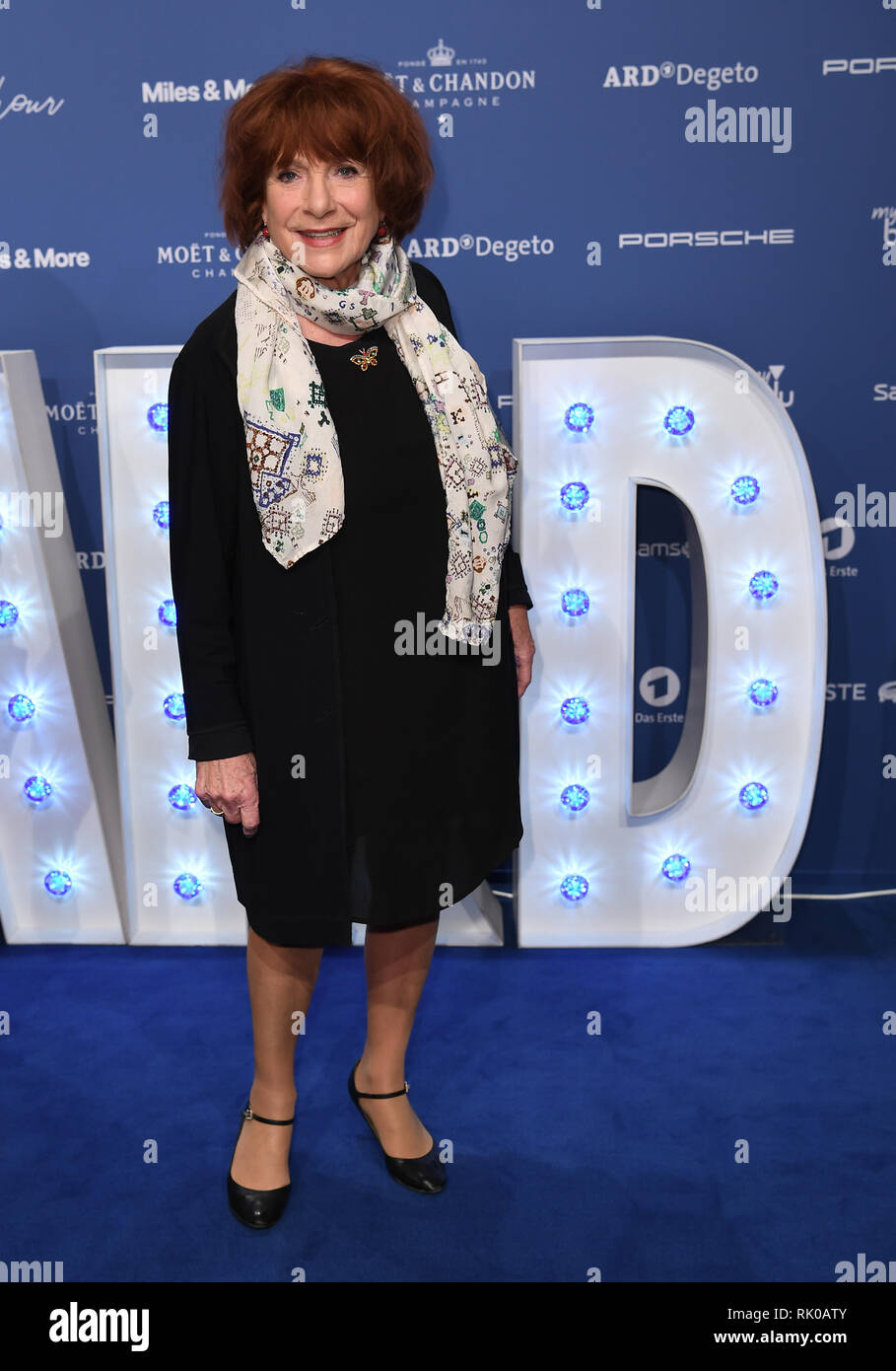 Berlin, Deutschland. 08 Feb, 2019. 69. Berlinale: Hannelore Hoger kommt ...