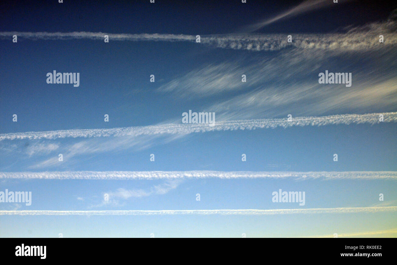 Solar radiation management -Fotos und -Bildmaterial in hoher Auflösung ...