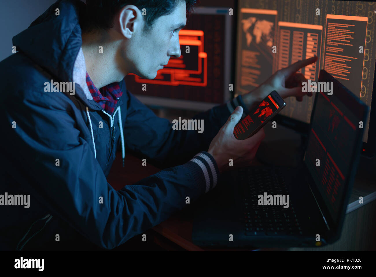 Auf Dem Bildschirm Stockfotos und -bilder Kaufen - Alamy