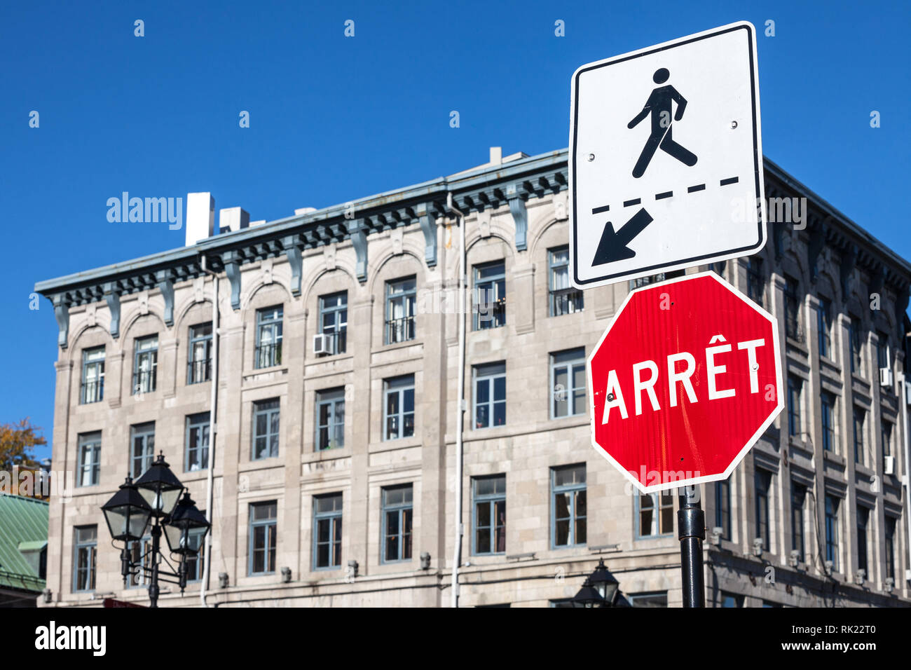 Stop sign montreal -Fotos und -Bildmaterial in hoher Auflösung – Alamy