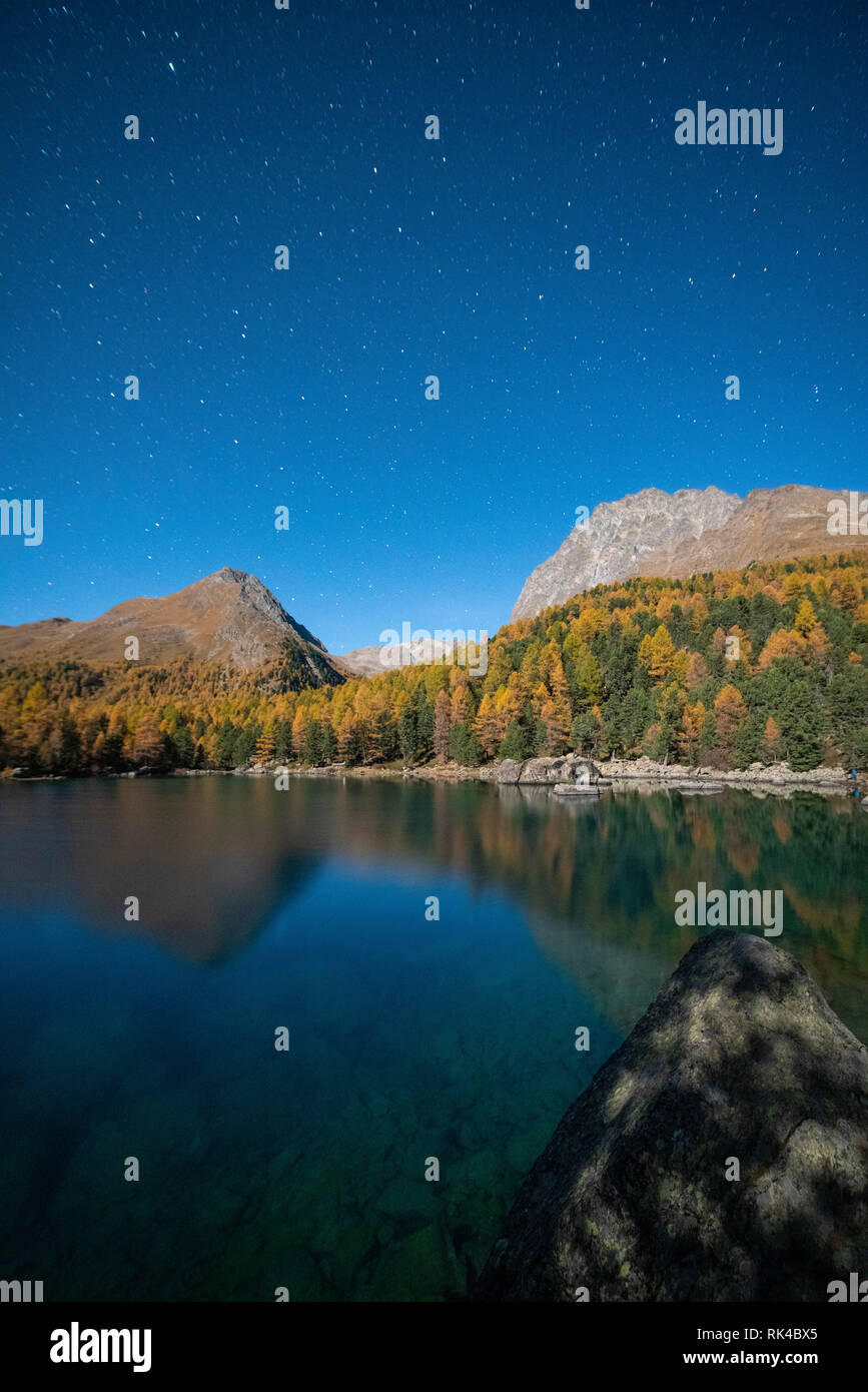 Autumn At The Lago Di Saoseo Stockfotos und -bilder Kaufen - Alamy