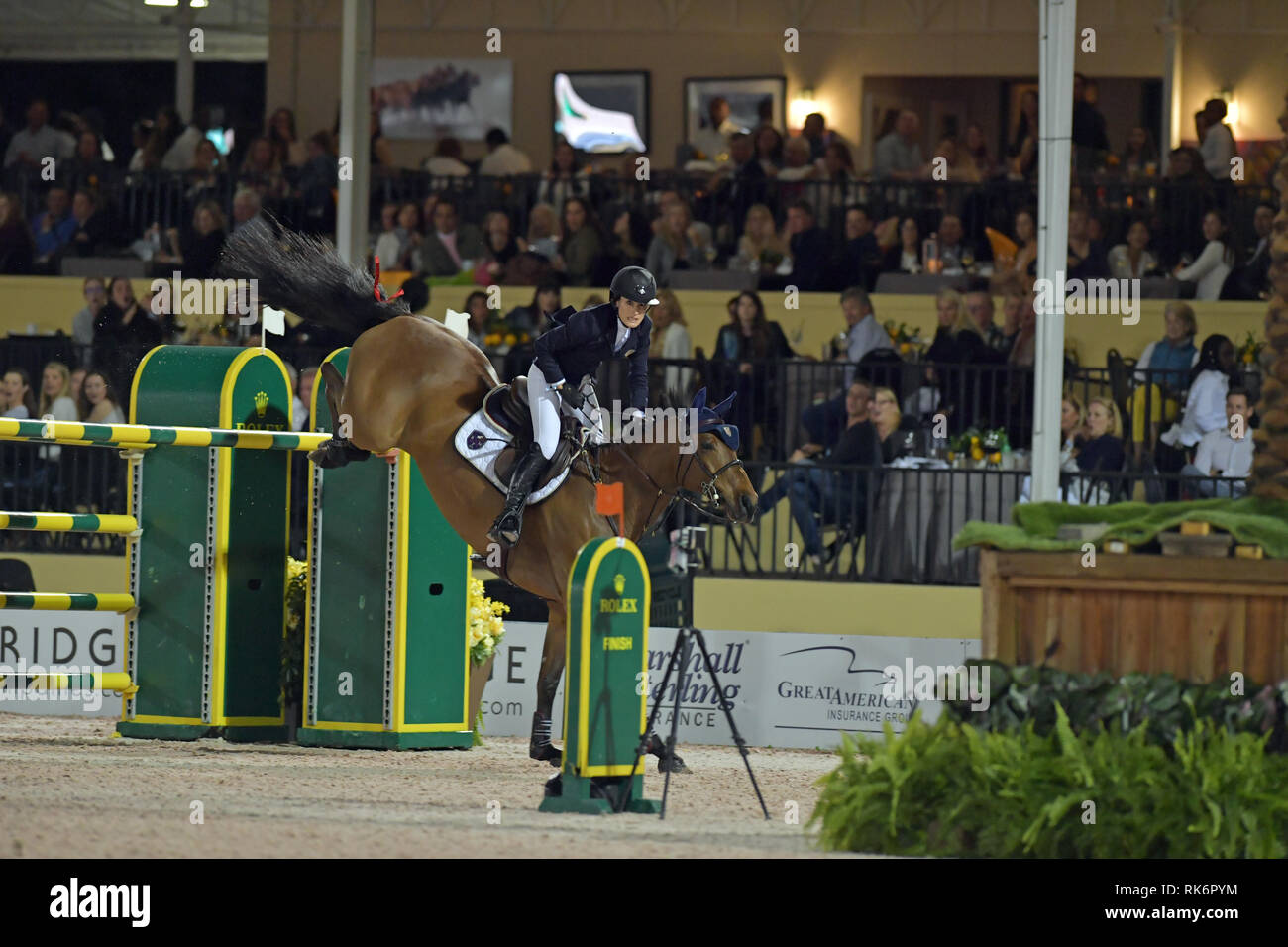Florida, USA. 9. Feb 2019. Jessica Rae Springsteen glücklich gesehen ...