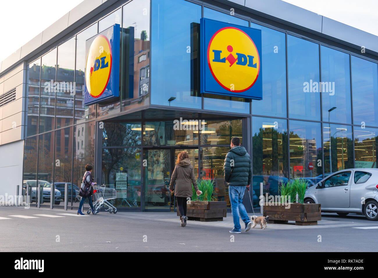 Produkte von lidl -Fotos und -Bildmaterial in hoher Auflösung - Seite 3 - Alamy