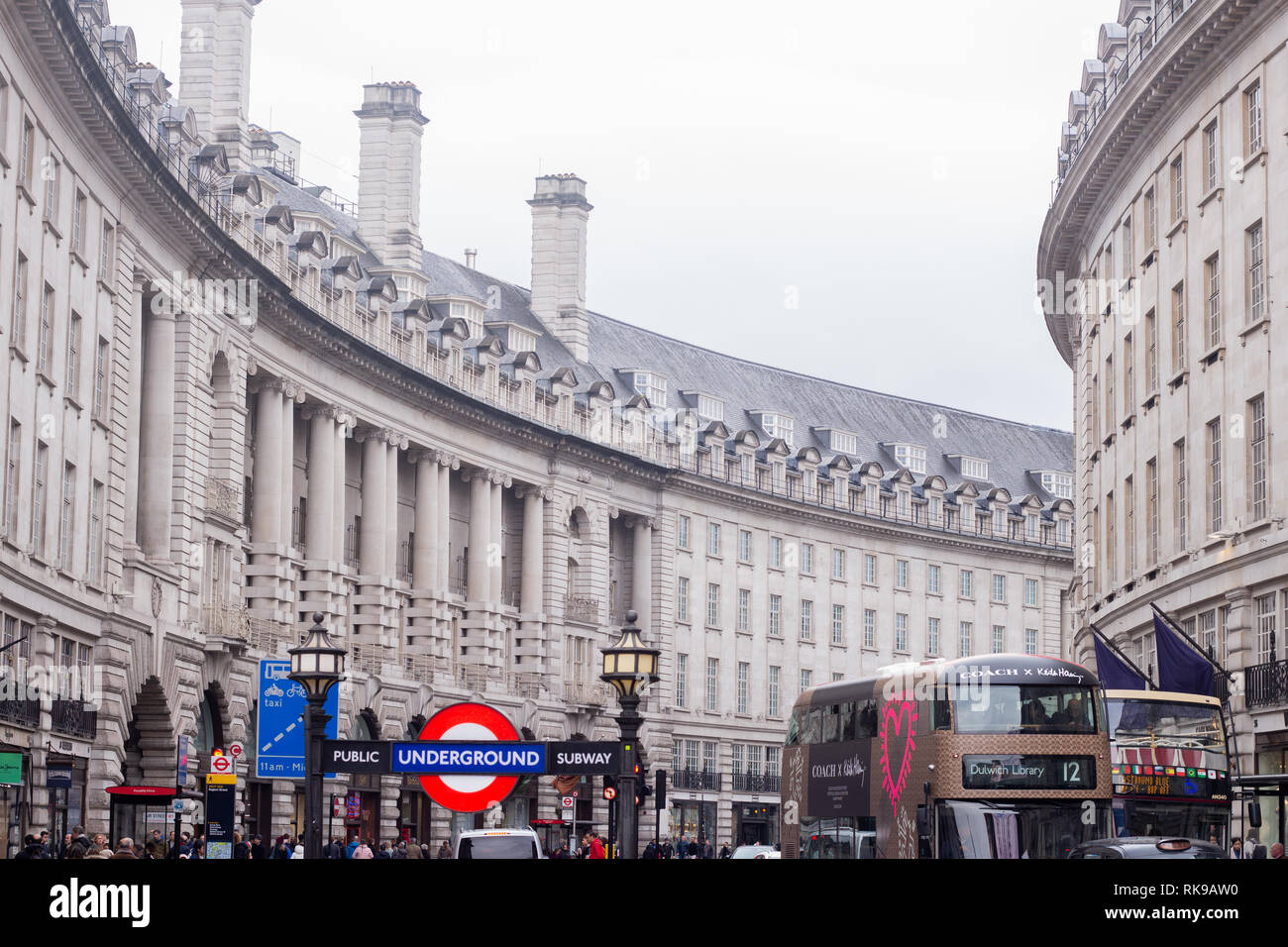 Regent street menschen -Fotos und -Bildmaterial in hoher Auflösung – Alamy