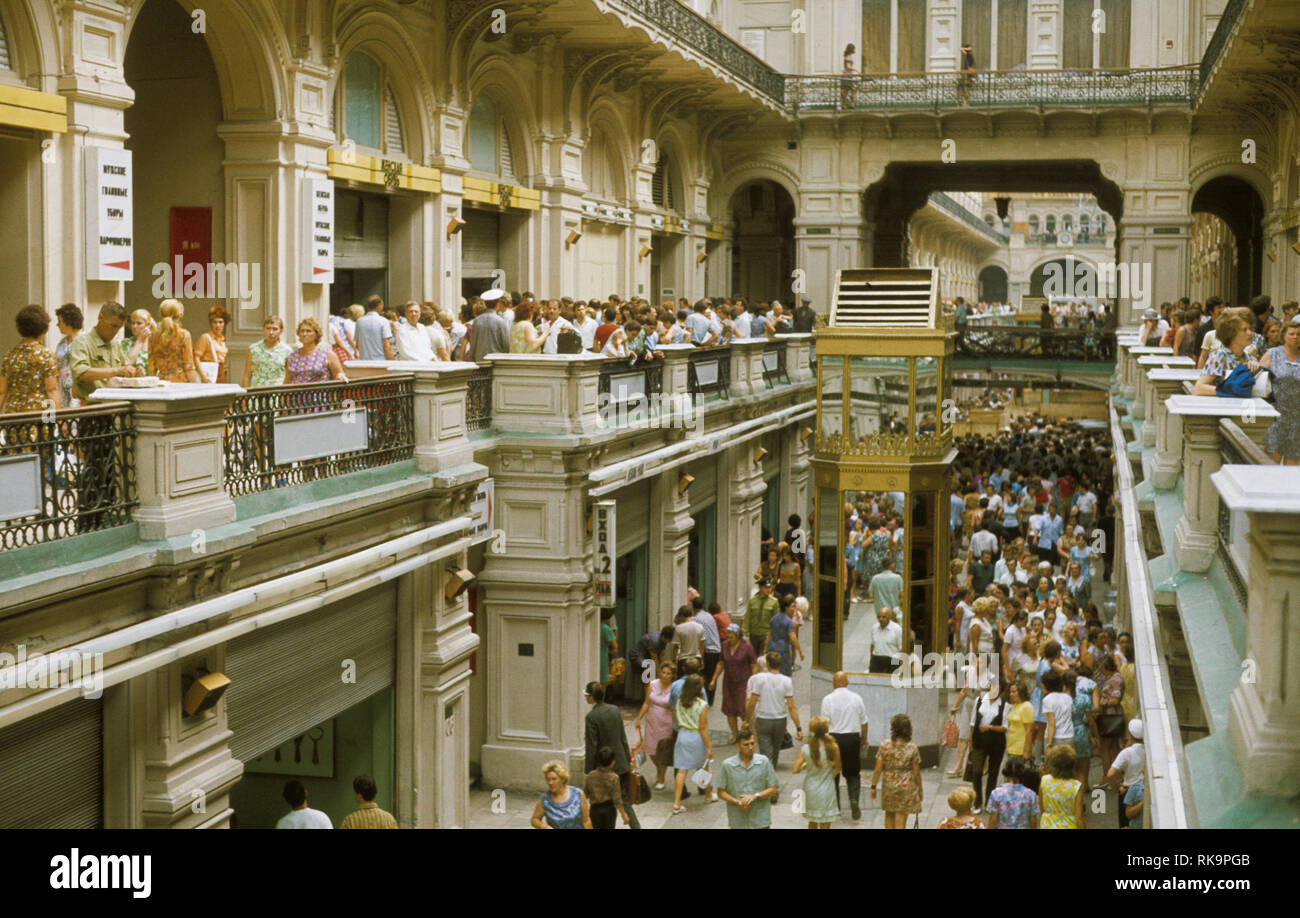 Geschichte des kaufhauses -Fotos und -Bildmaterial in hoher Auflösung – Alamy