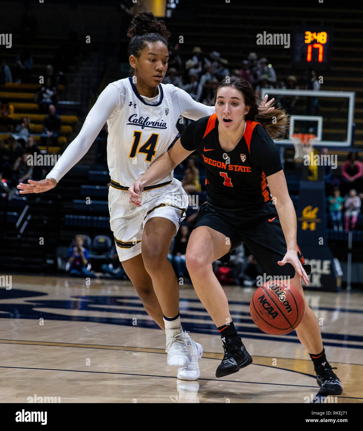 Hass Pavillon Berkeley Calif, USA. 10 Feb, 2019. CA USA Oregon State ...