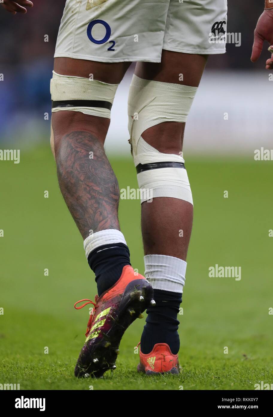 Leg tattoo -Fotos und -Bildmaterial in hoher Auflösung – Alamy