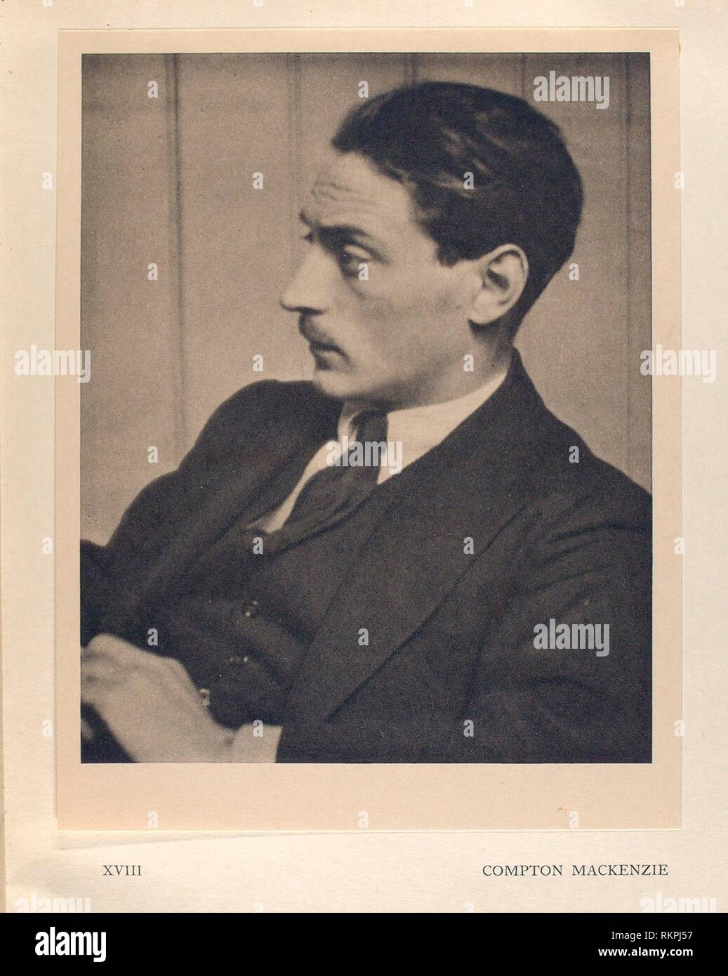 Compton mackenzie -Fotos und -Bildmaterial in hoher Auflösung – Alamy