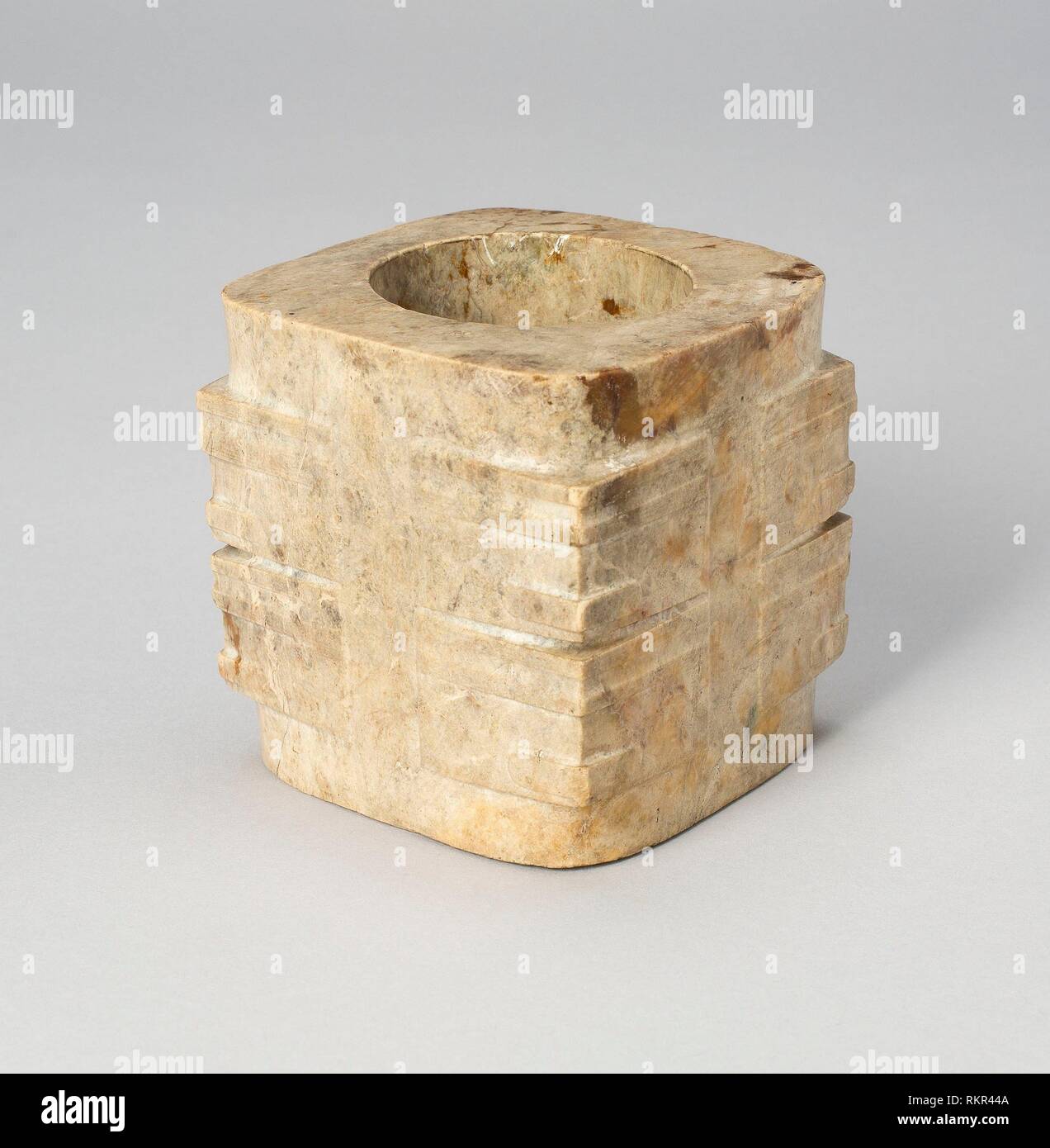 Jade cong -Fotos und -Bildmaterial in hoher Auflösung – Alamy