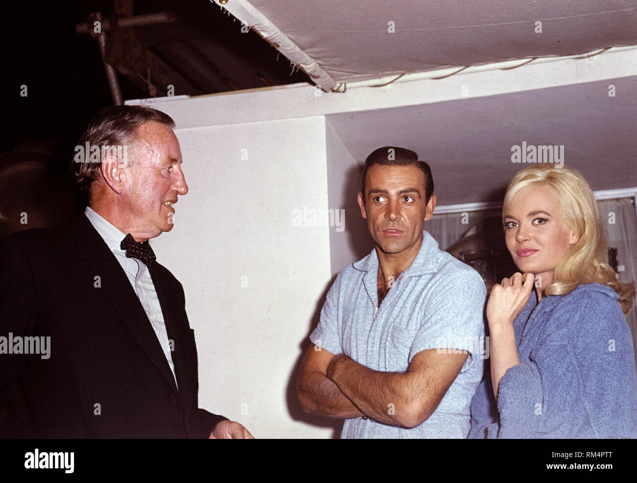 Ian Fleming, Sean Connery, Shirley Eaton, "Goldfinger" (1964), United ...