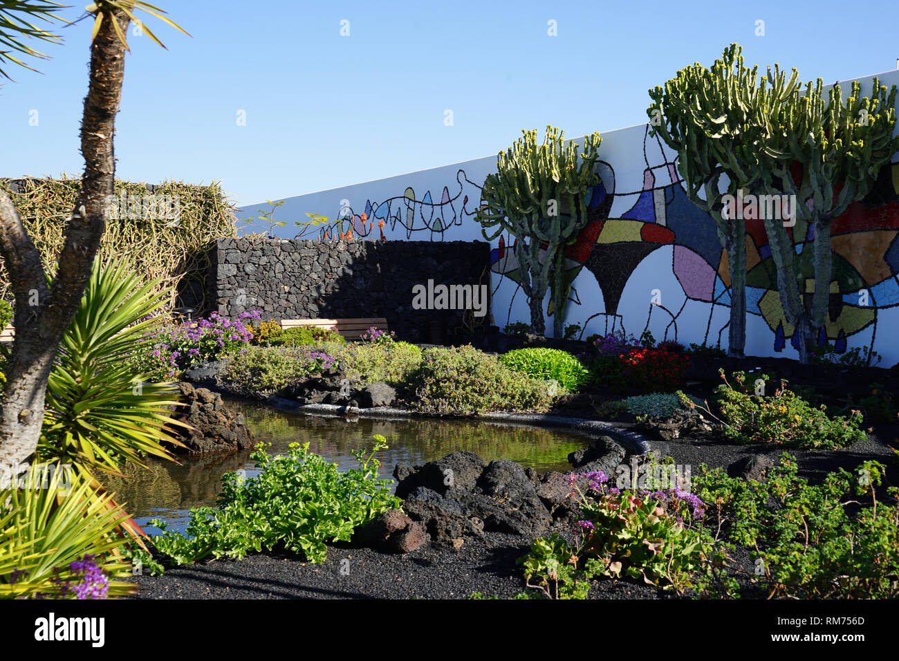 Vulkan und architektur -Fotos und -Bildmaterial in hoher Auflösung – Alamy