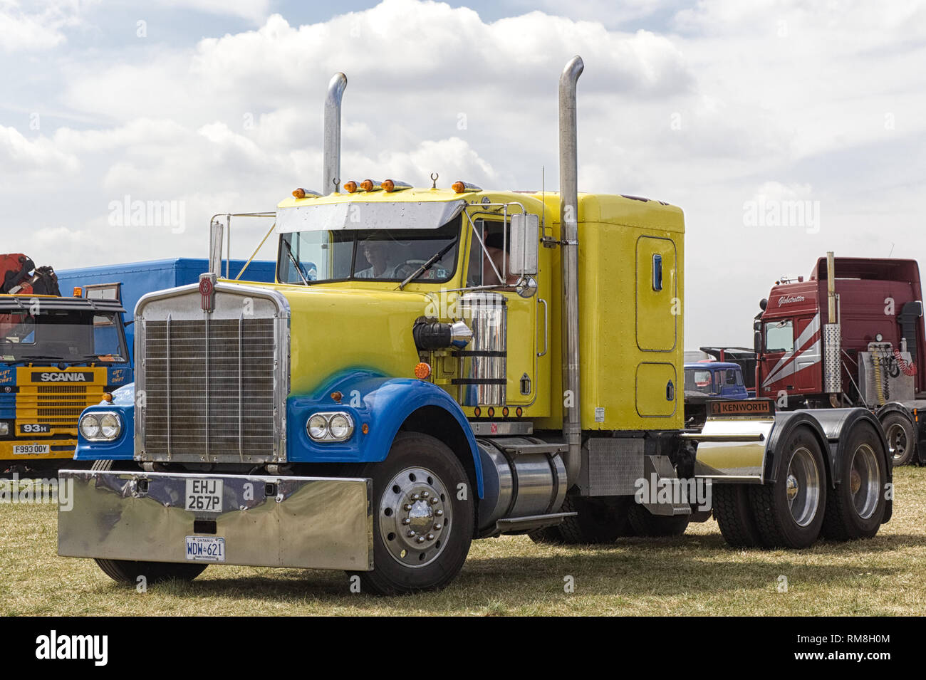 Custom american truck -Fotos und -Bildmaterial in hoher Auflösung – Alamy