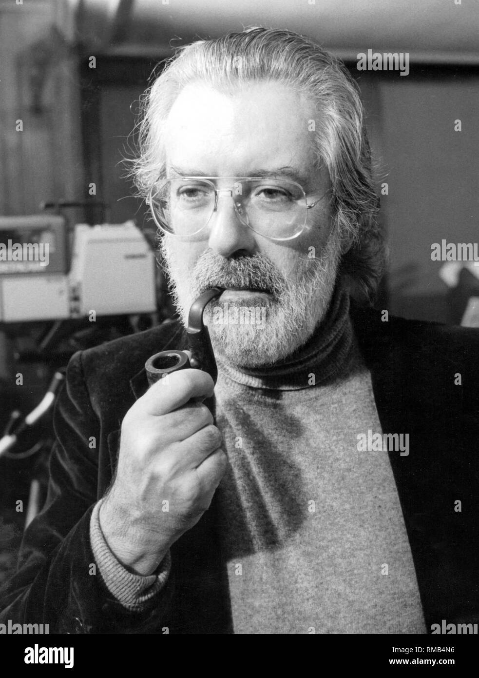 Michael Ende (1929-1995), deutscher Schriftsteller. das Foto aus den ...