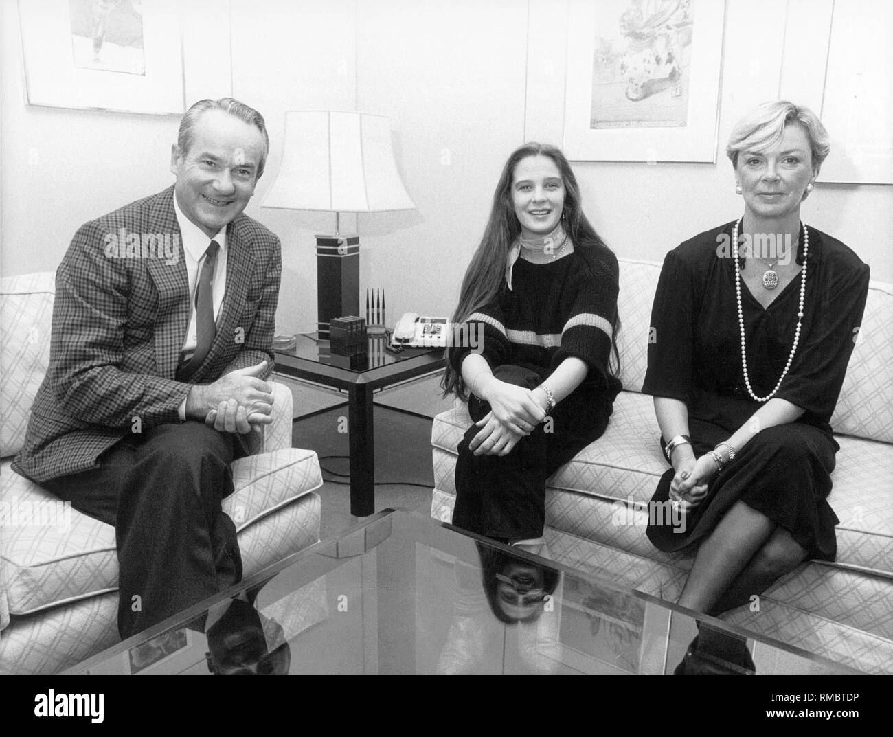 Reinhard Mohn, der CEO von Bertelsmann, seine Frau Liz Mohn zusammen ...