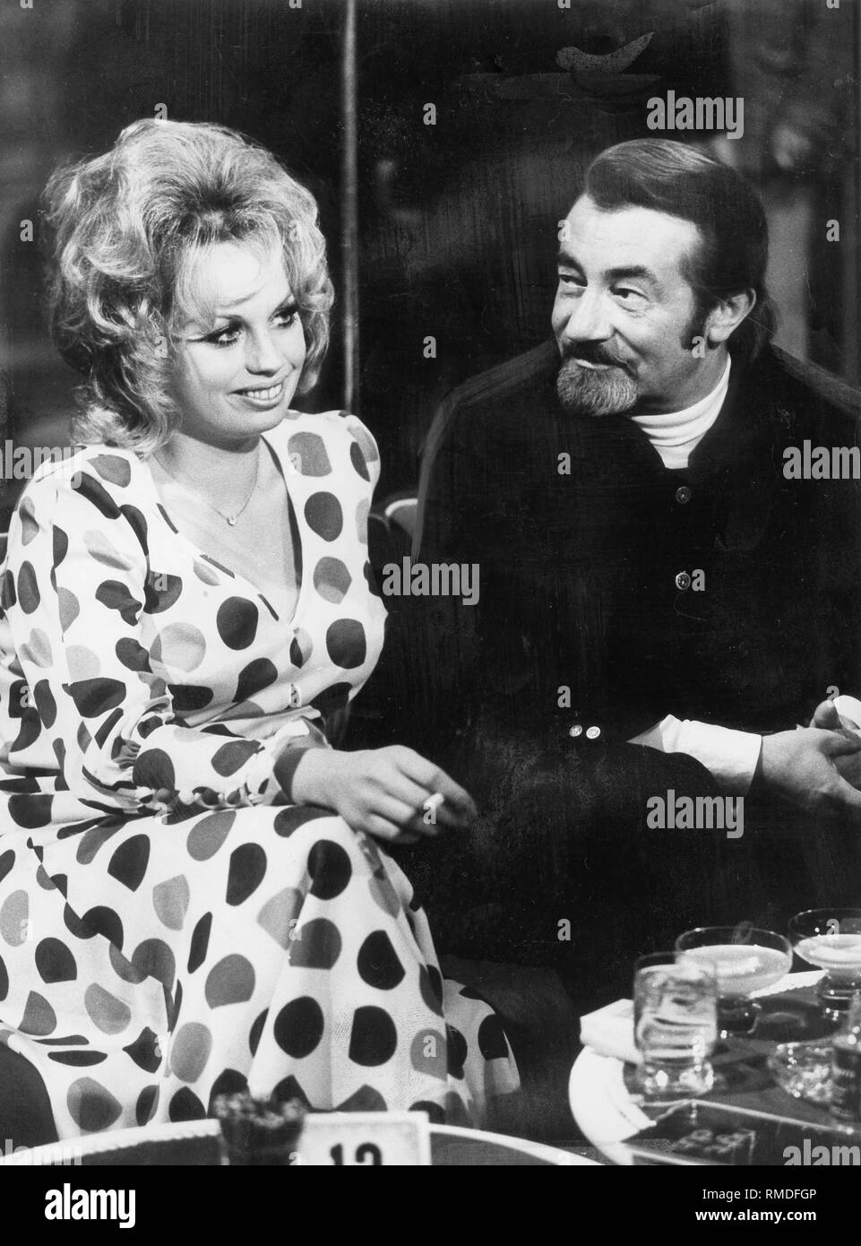 Barbara Valentin (1940-2002), eine deutsche Schauspielerin mit ihrem ...