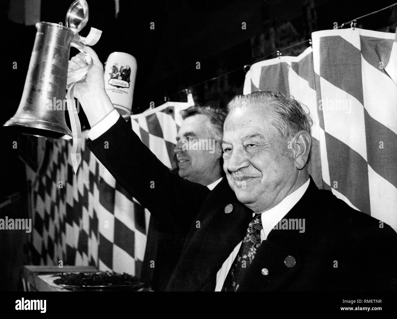Alfons Goppel Stockfotos und -bilder Kaufen - Alamy