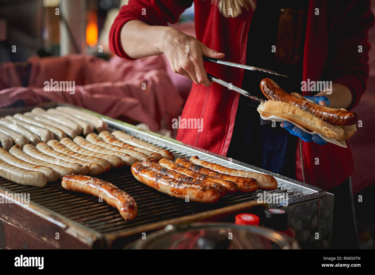 Germany market wurst -Fotos und -Bildmaterial in hoher Auflösung – Alamy
