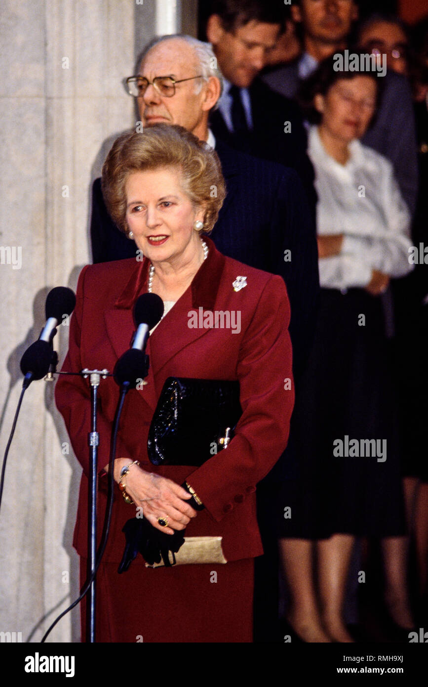 Margaret thatcher 1990 -Fotos und -Bildmaterial in hoher Auflösung – Alamy