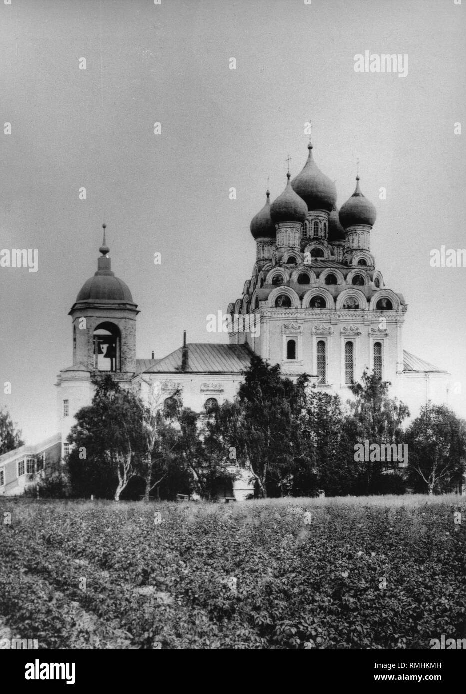 Kirche von theotokos von tichwin -Fotos und -Bildmaterial in hoher ...